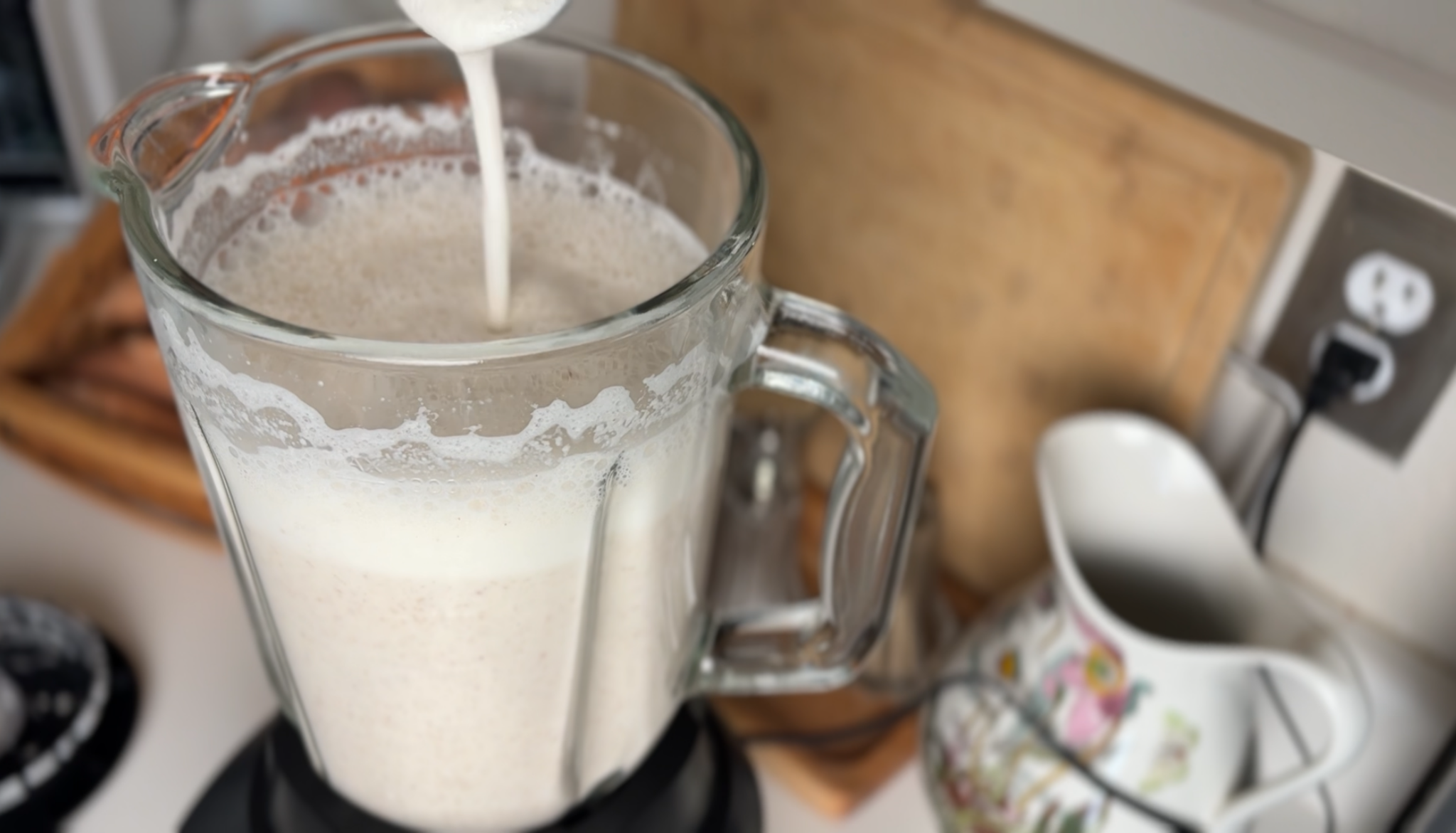 How To Make Almond Milk: Easy Homemade Recipe + Pro Tips - The Goodness ...